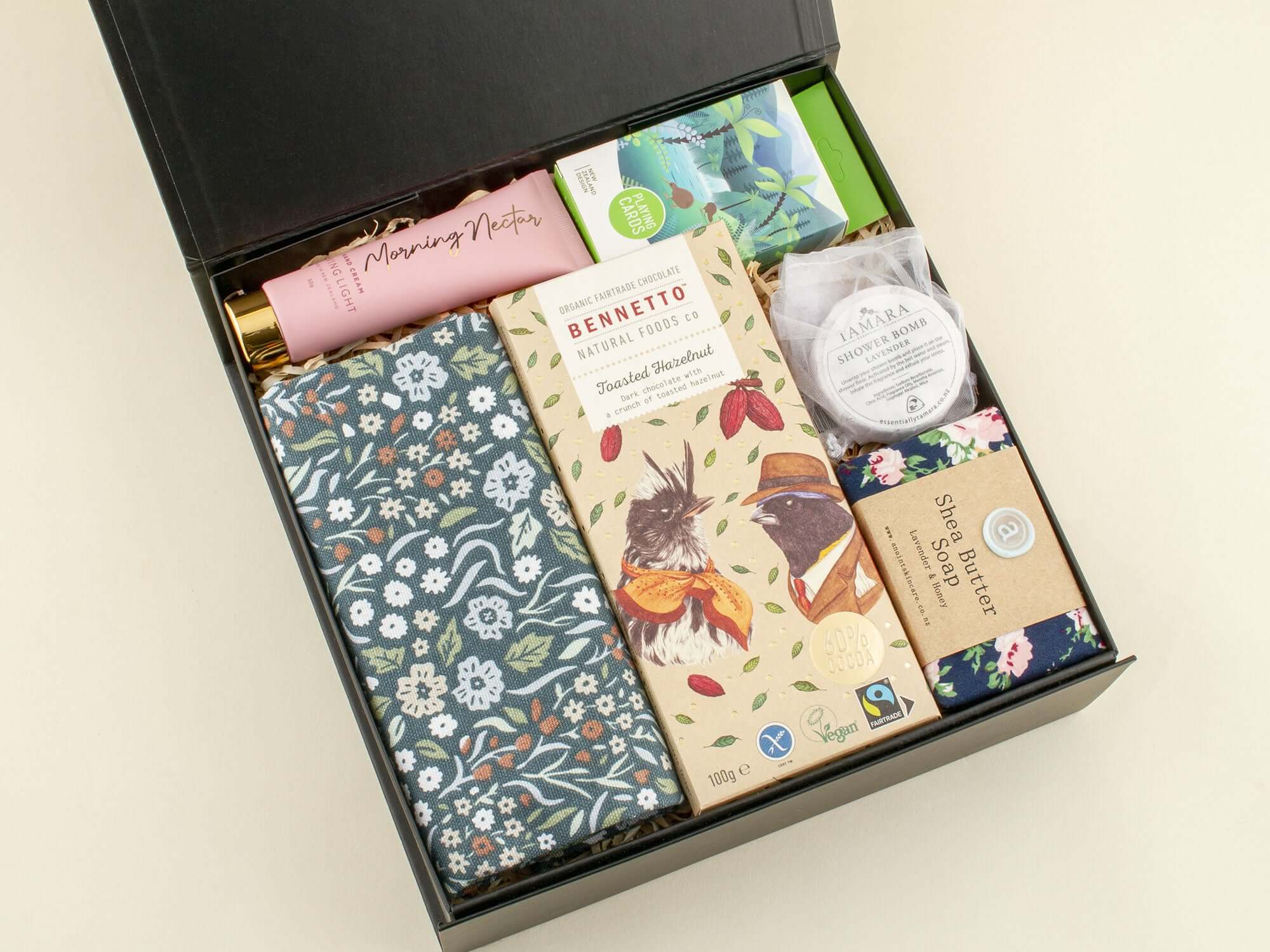 Pure Kiwi Made Gift Box. Boxes NZ. Send Gift Boxes NZ Wide.